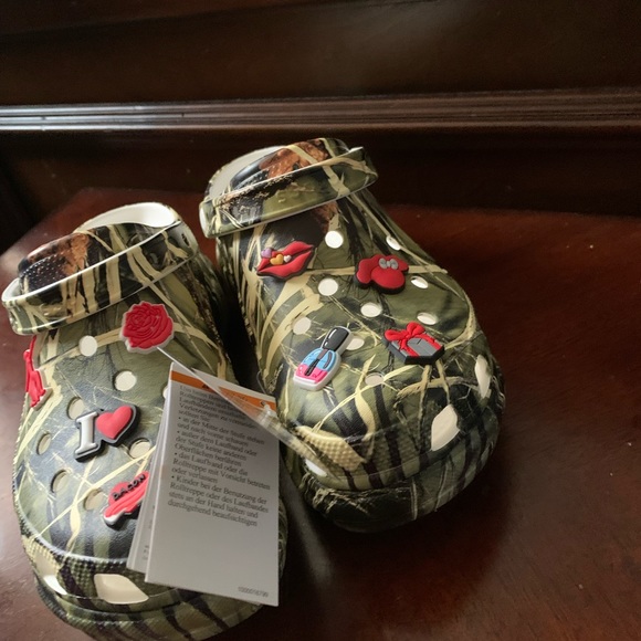 CROCS | Shoes | Hunter Green Crocs | Poshmark